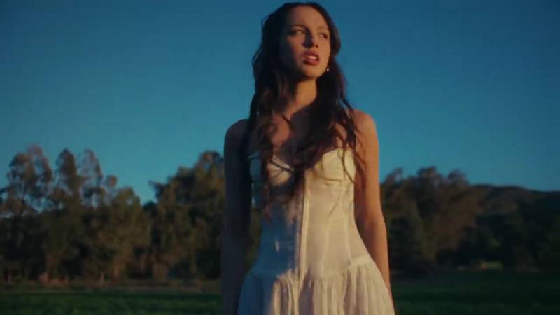 Can’t Catch Me Now (The Hunger Games: The Ballad of Songbirds & Snakes) - Olivia Rodrigo (Lyrics ...